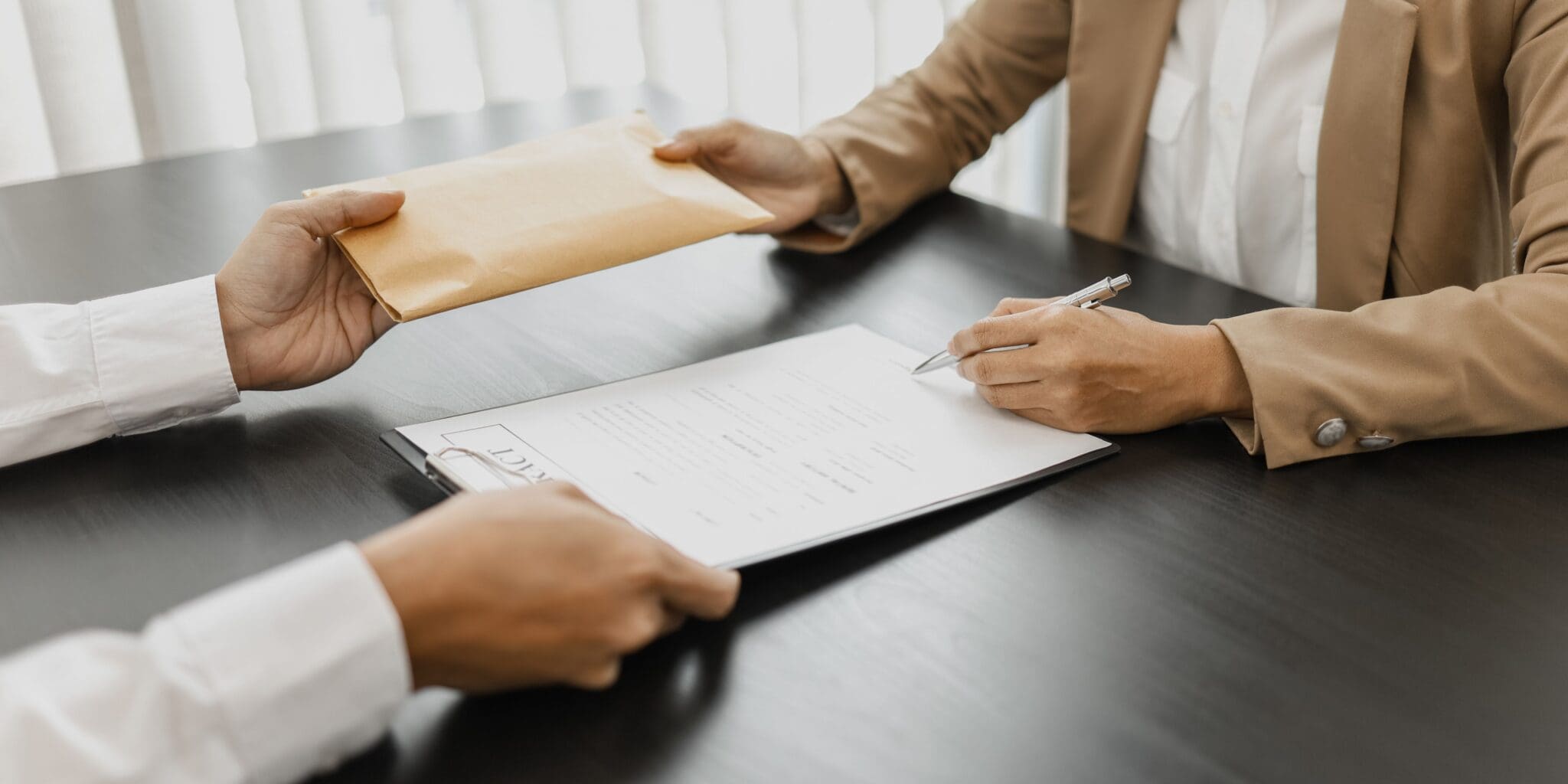 How to Accept a Job Offer | Bond Williams